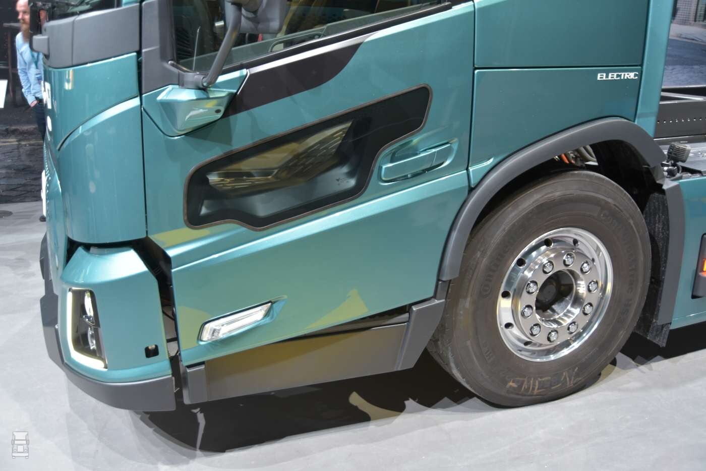 Volvo FM low entry - best heavy machine