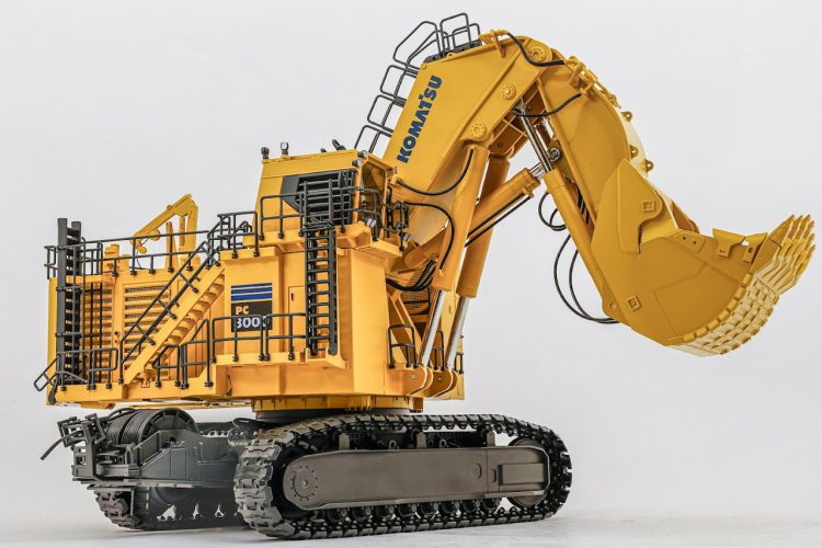 Komatsu PC8000-11 - best heavy machine