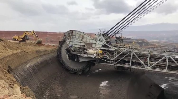Bagger 293 - best heavy machine