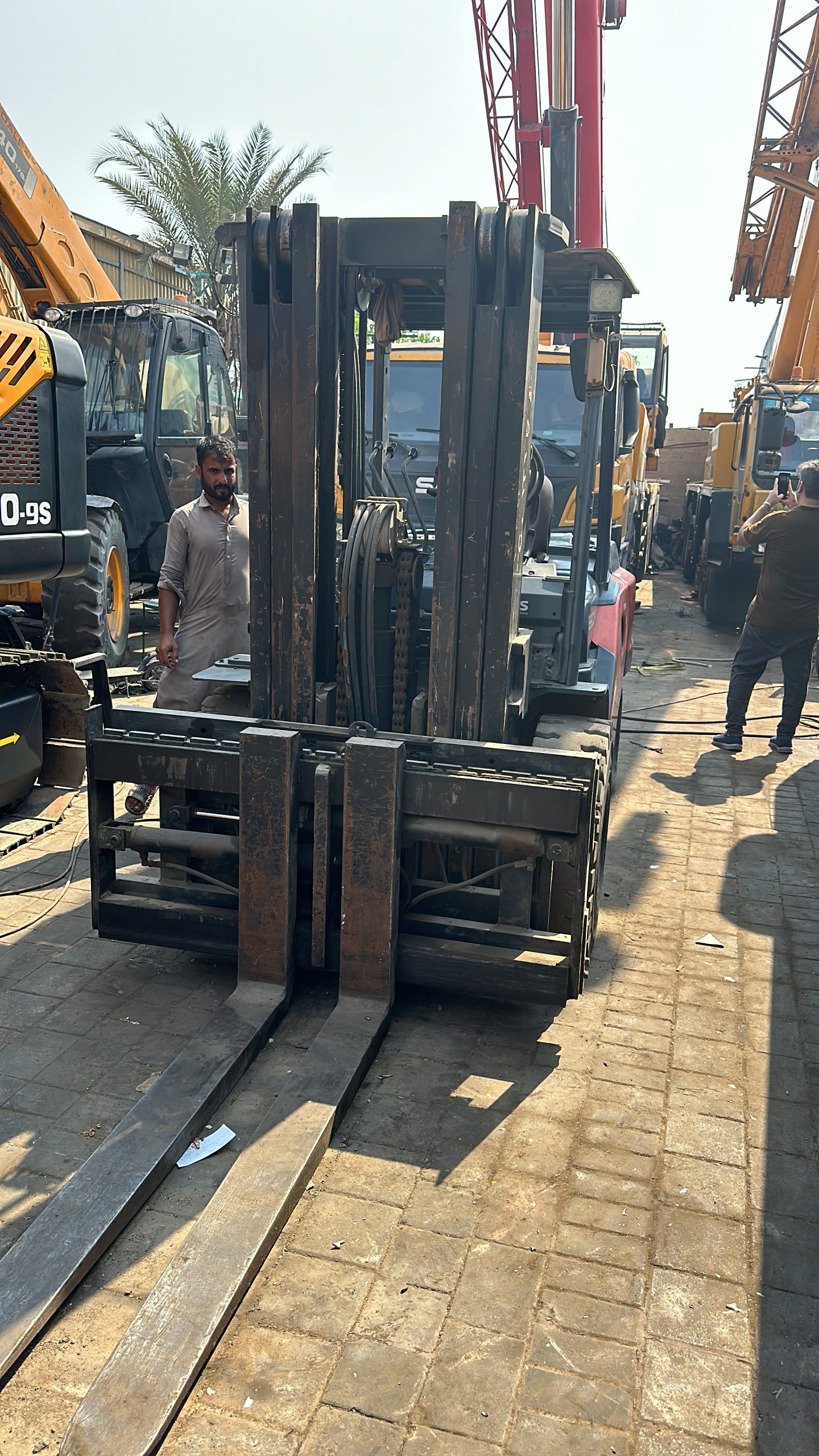 TOYOTA FORKLIFT 5 ton MODEL2016 - best heavy machine