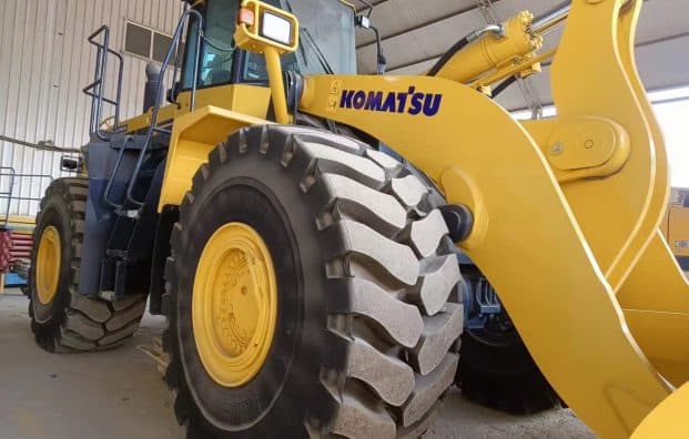 KOMATSU Loader WA500-3 2011 - best heavy machine
